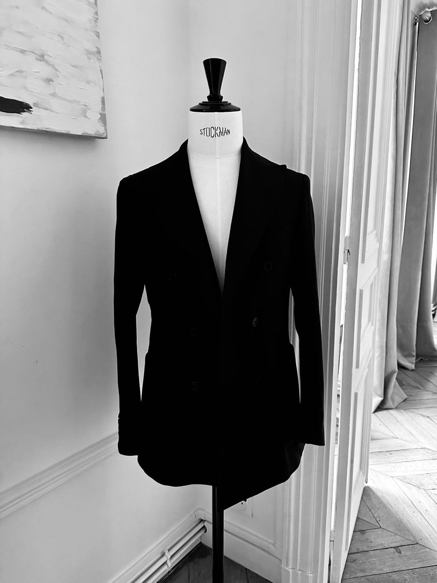 The Guide to Neapolitan Suiting: The Art of Effortless Elegance – Zalmira